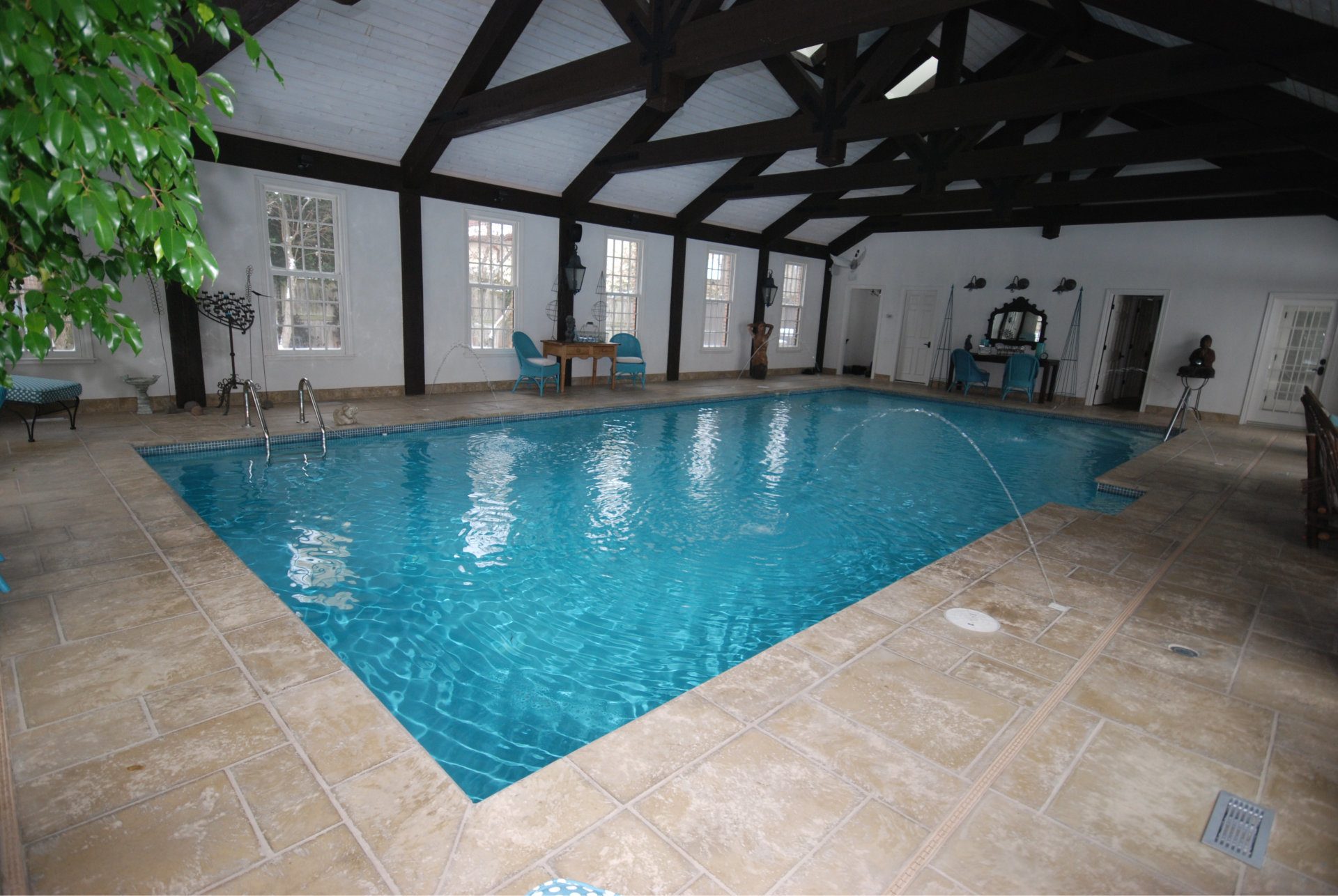 Custom Pools, Spas, Waterfalls and Fountains - Bentlys Carefree Pools